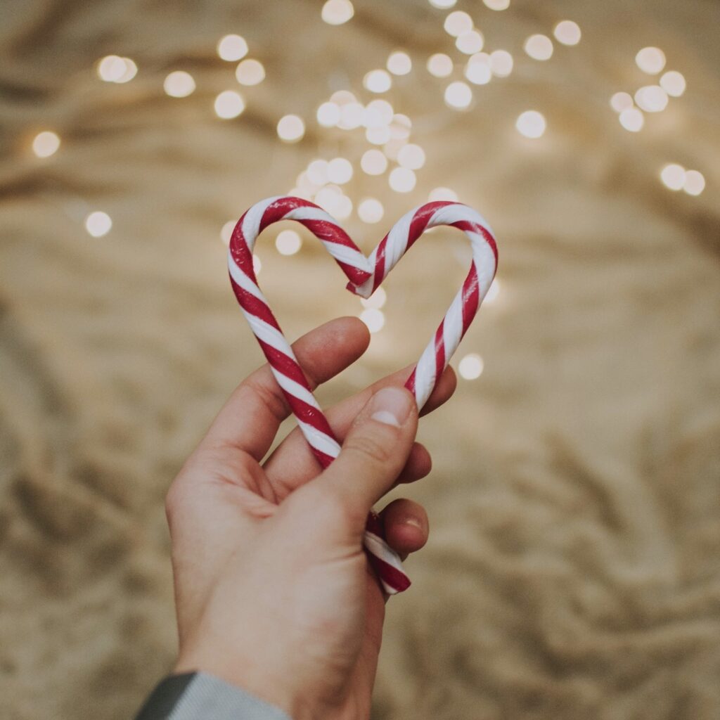 8 Tips to Keep Your Heart Healthy During the Holidays - The Heart ...